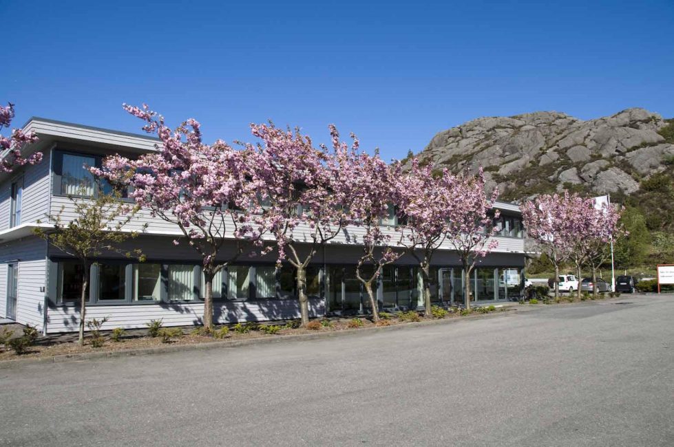 Om oss | Hellvik Hus