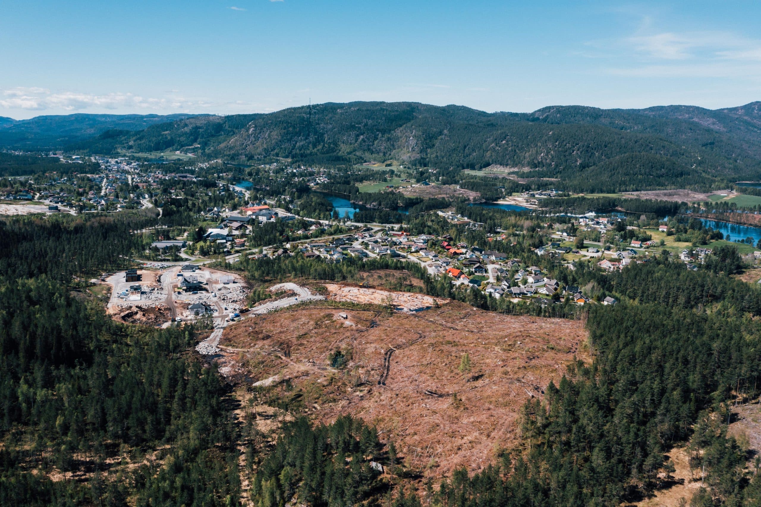Har du en eiendom du ønsker å selge?Hellvik Hus