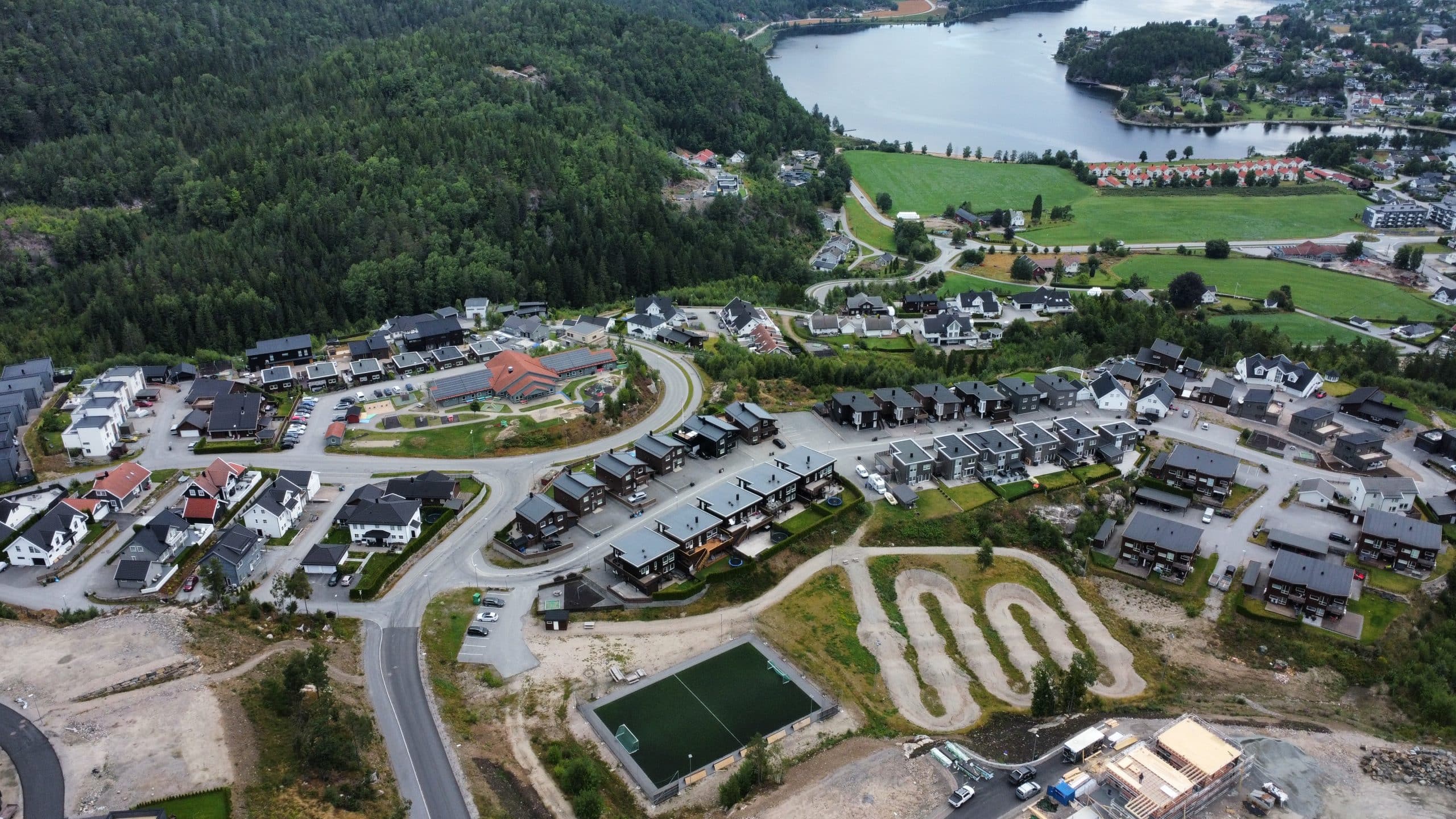 Jobb i Hellvik Hus | Hellvik Hus